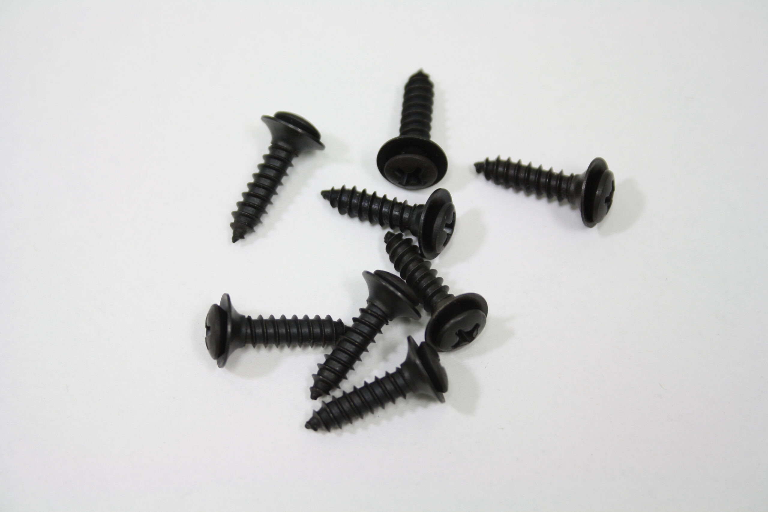 Rear Speaker Cover Screw Kit (8 Pcs) (170943) – Keen Parts