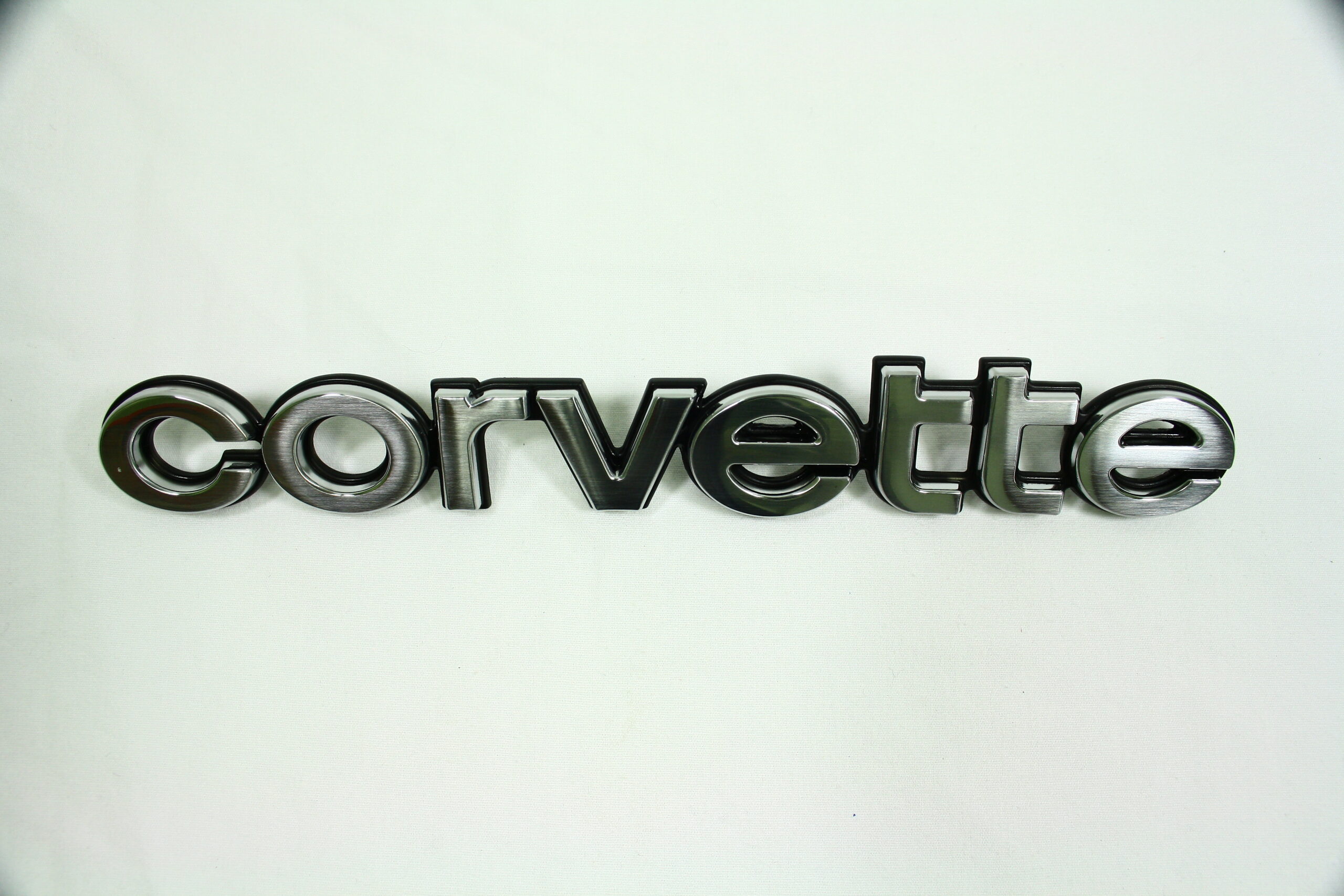 Rear Bumper Emblem (165050) – Keen Parts