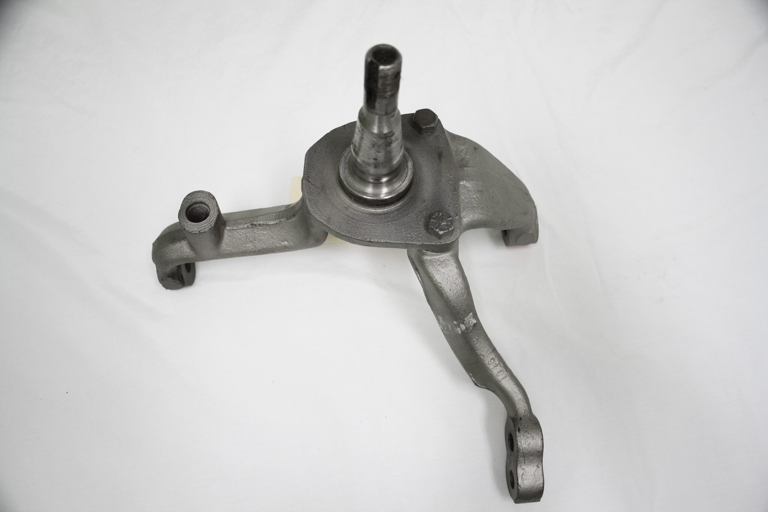 Reconditioned Front Spindle with Arm with Drum Brakes – Keen Parts