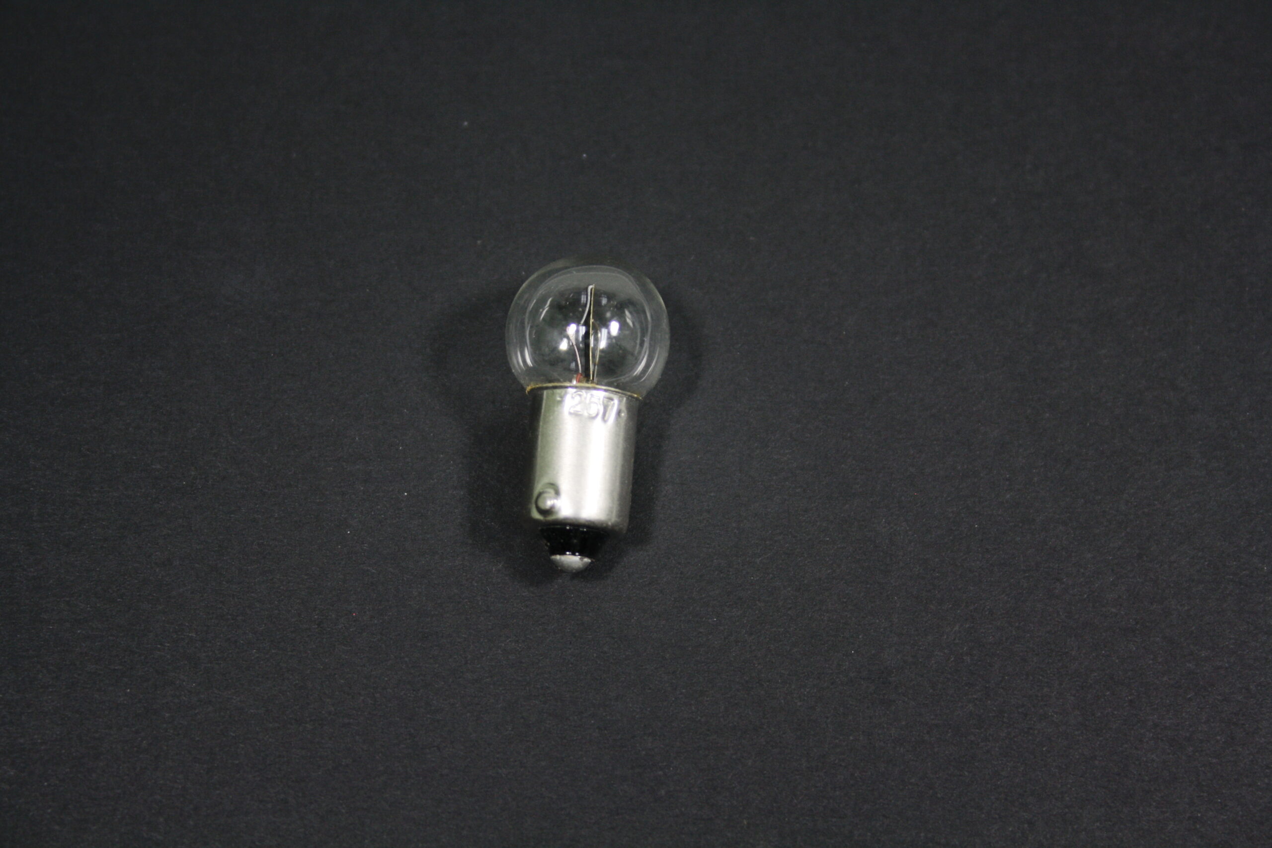 Headlight / Brake Warning Bulb - 257 Flash (310107) – Keen Parts