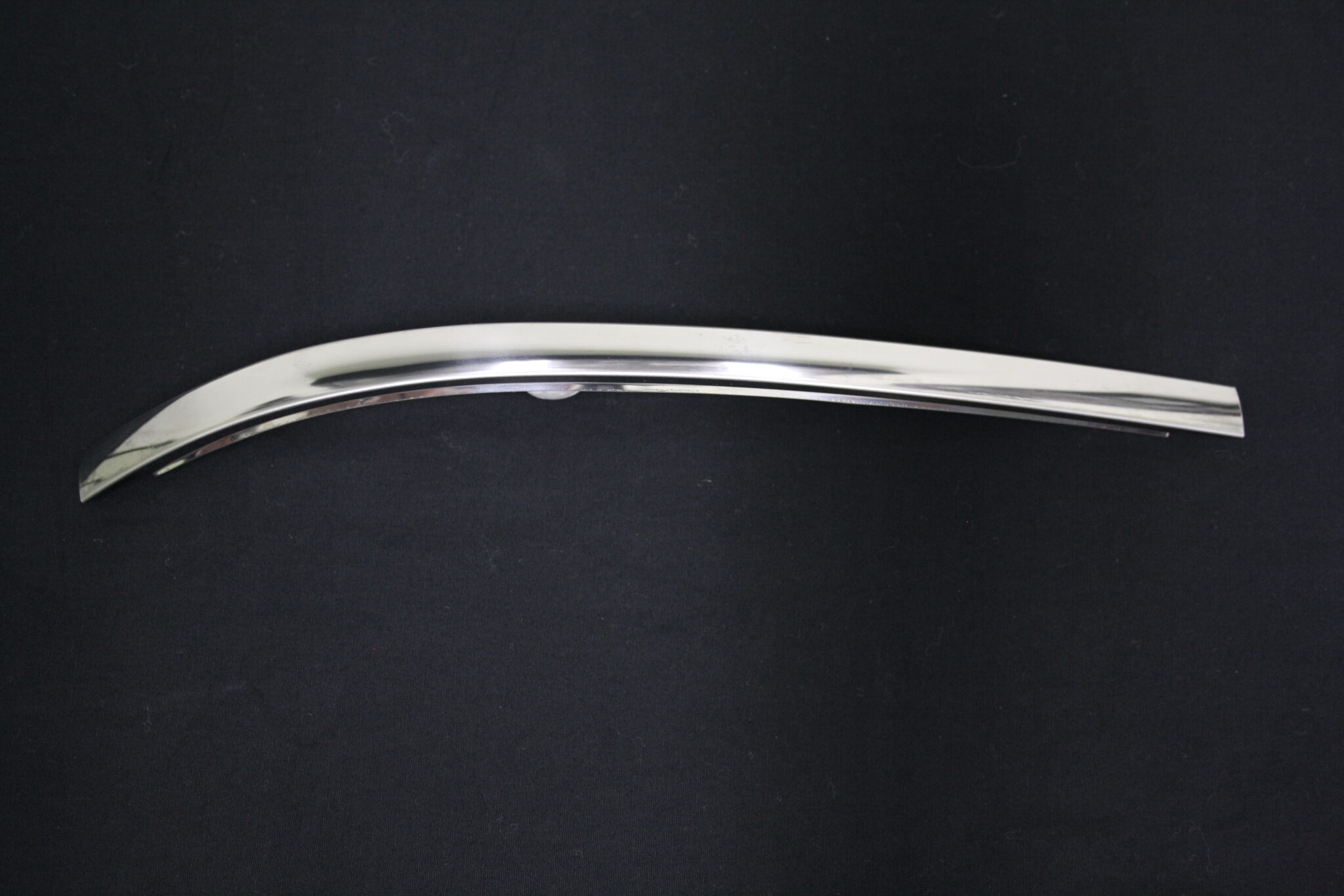 Coupe LH Rear Window Molding (130401) – Keen Parts