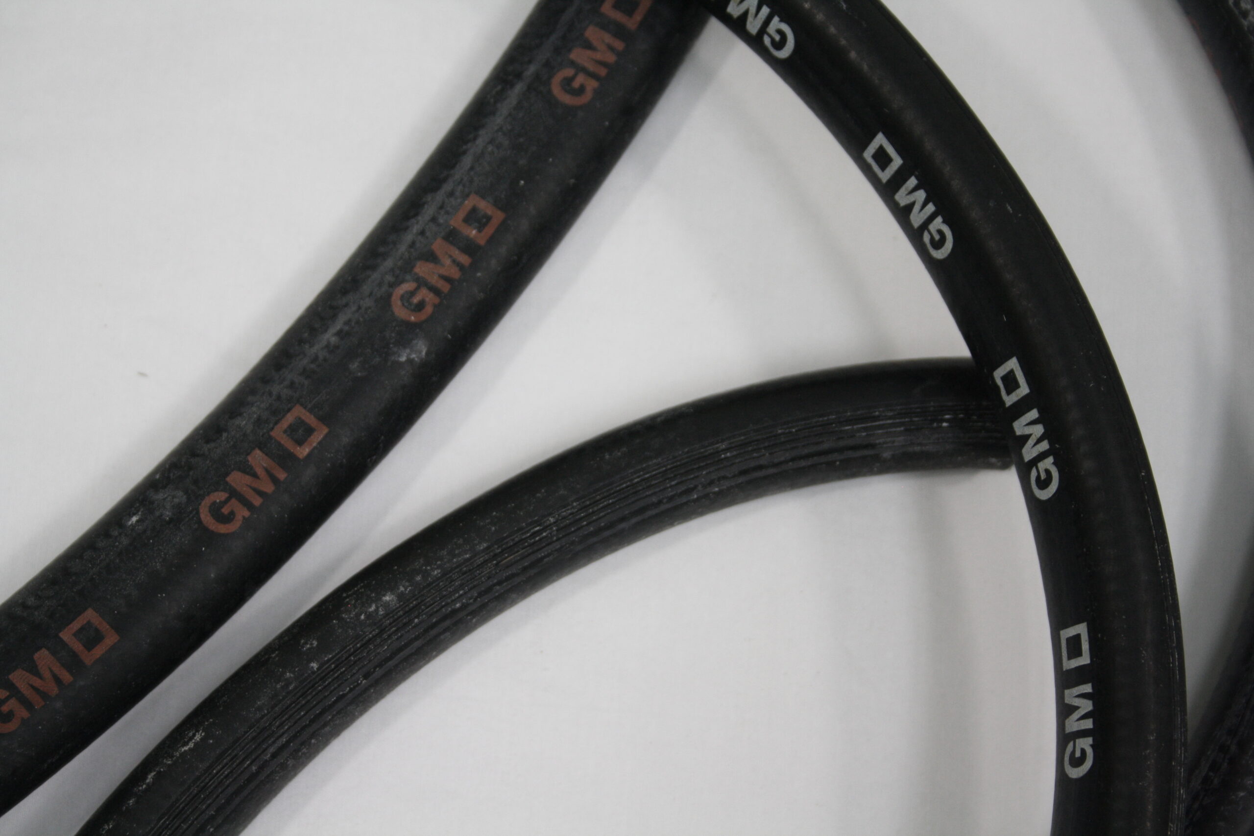 Ribbed Heater Hose Kit with GM Logo (4 hoses) (250024) – Keen Parts